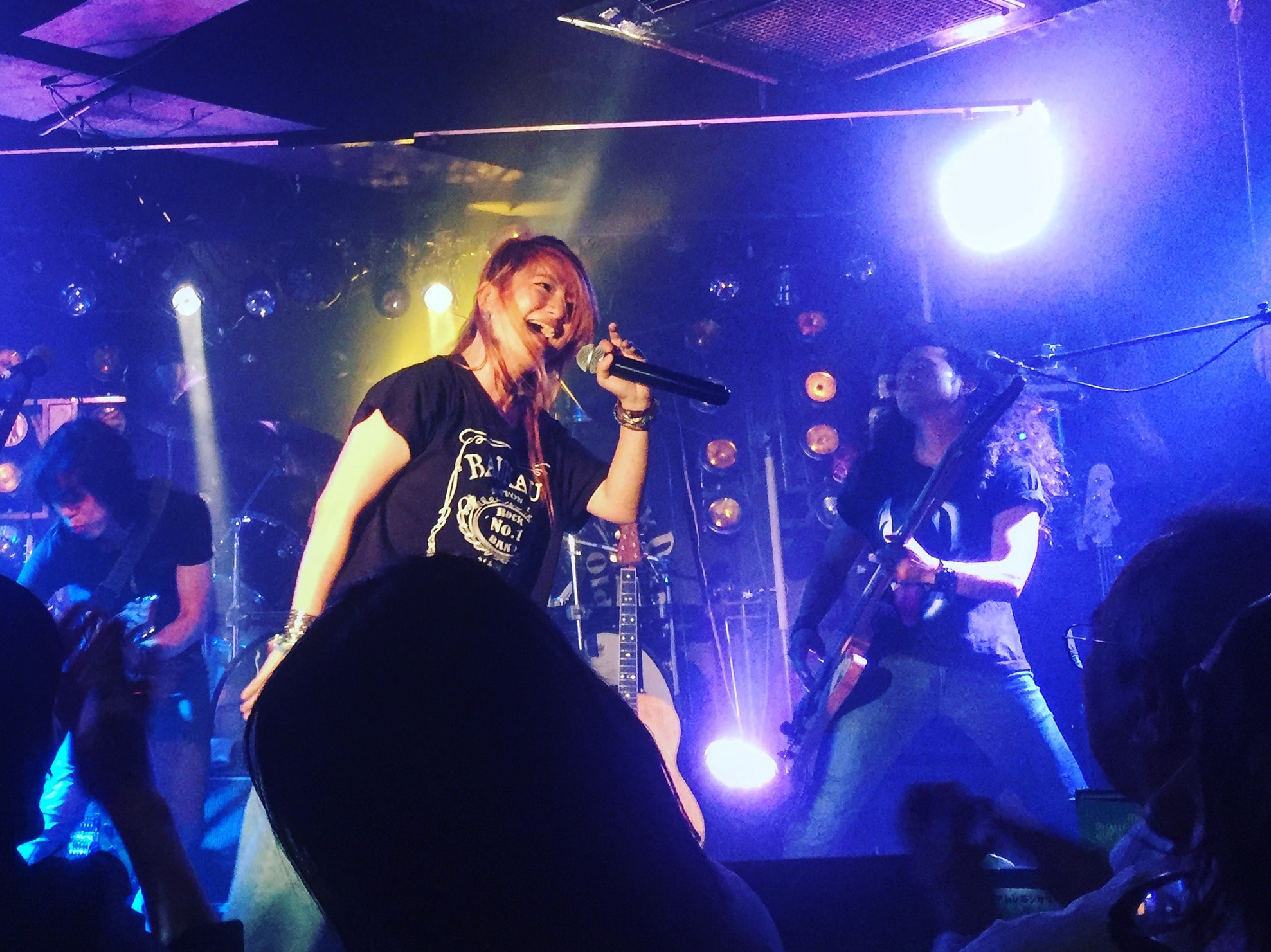 Mayumi (photo by Kei Fukuda) – Rock Bar BAUHAUS